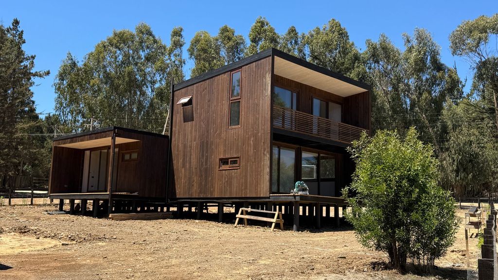 Casa en Venta en Pichilemu 3 dormitorios 3 baños | R76123324-6L0-1556243 | Emol Propiedades